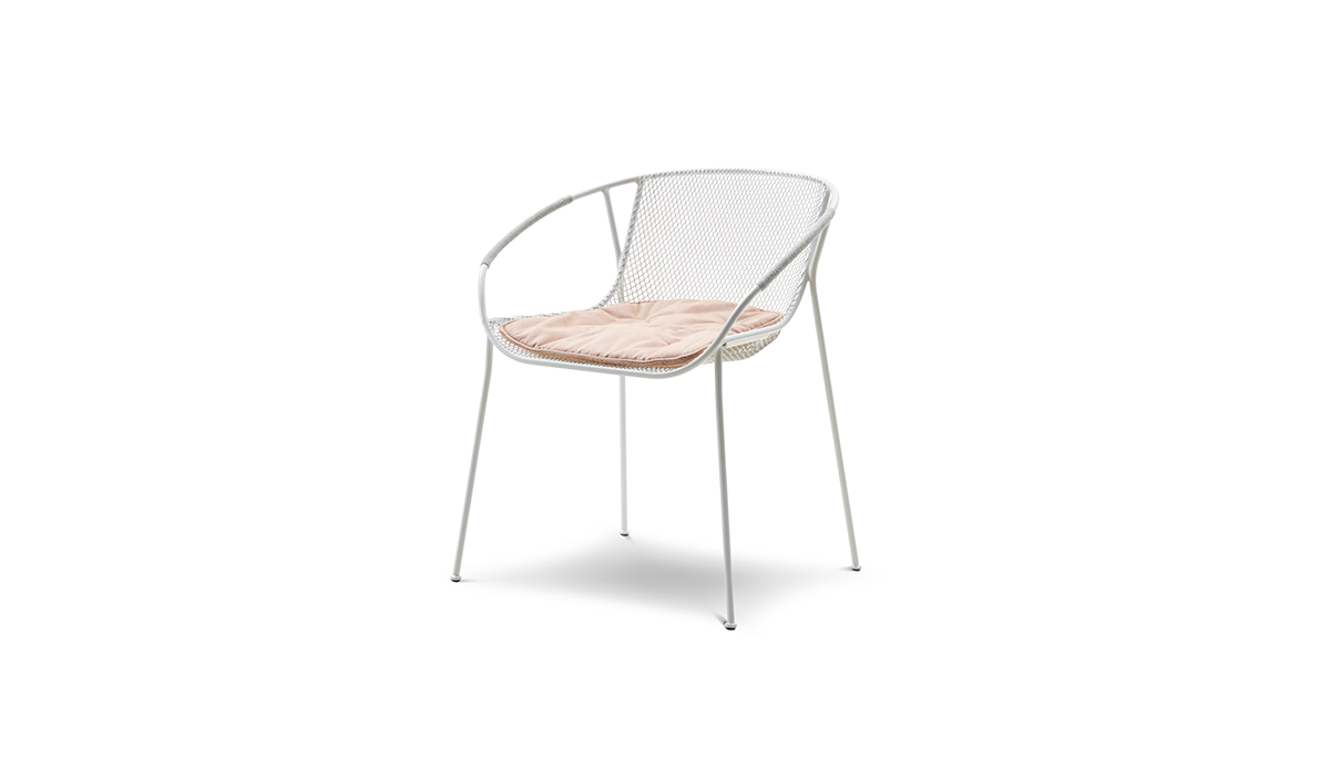 Luna Outdoor Dining Chair with Seat Cushion