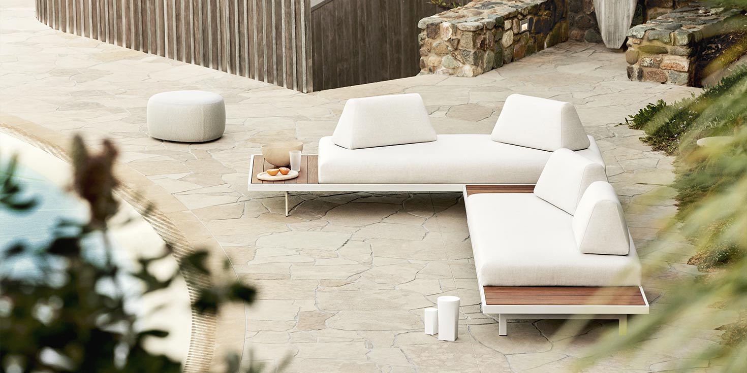 Plateau Outdoor Sofa | King Living - King Living